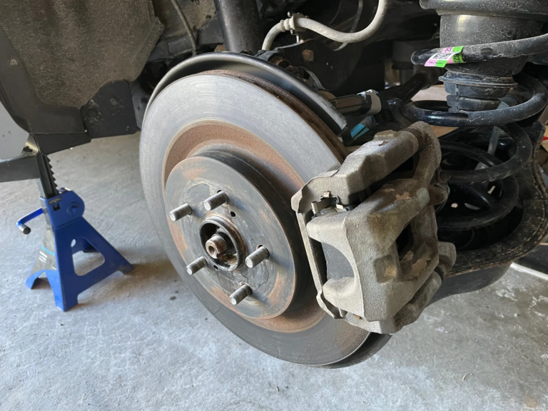 2019 Hyundai Santa Fe Rear Brake Service Mode: Step-by-Step Guide - Hyundai Maintenance